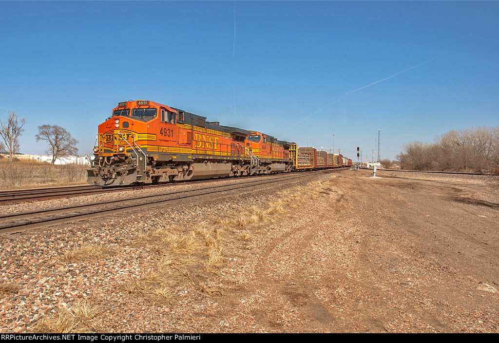 BNSF 4931